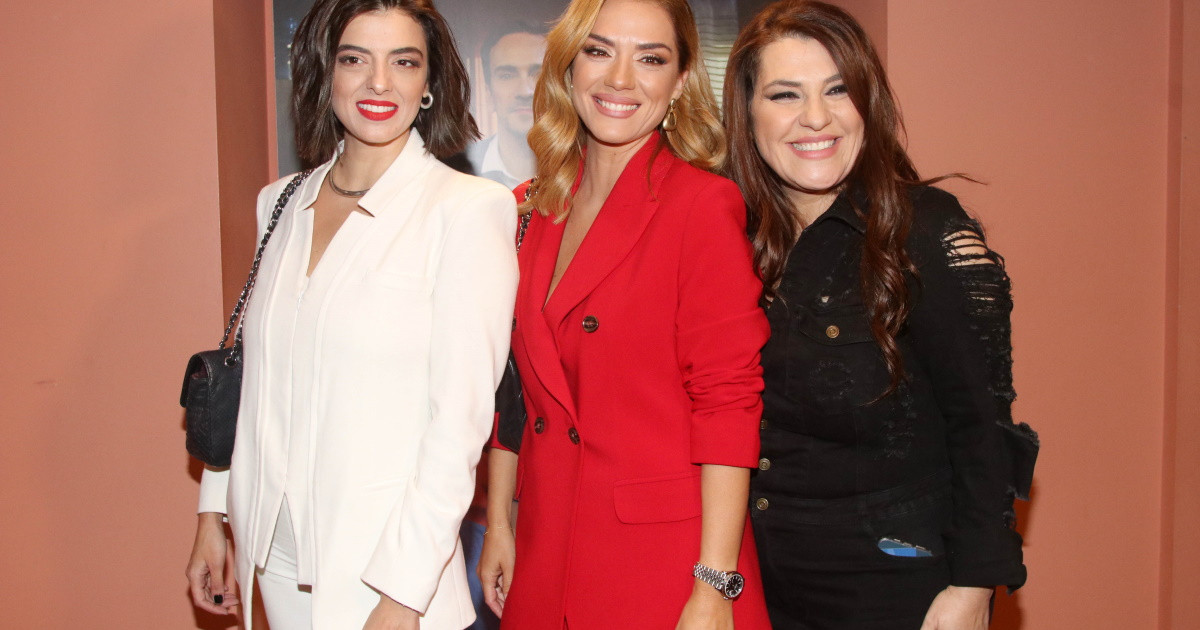 «Μαίρη, Μαίρη, Μαίρη»: Οι 3 πρωταγωνίστριες με παρόμοιο στυλ