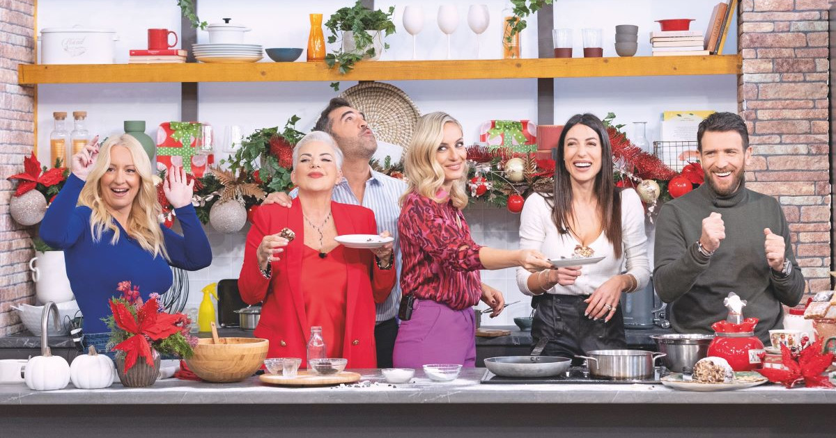 «Mega Καλημέρα»: Backstage φωτογραφίες από το στολισμένο πλατό