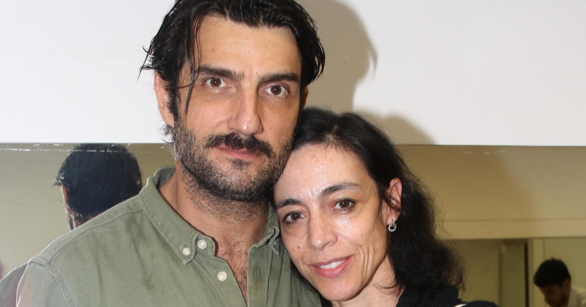Έλενα Τοπαλίδου: Το κρυφτό με τον Νίκο Κουρή και το «Σ' αγαπώ»