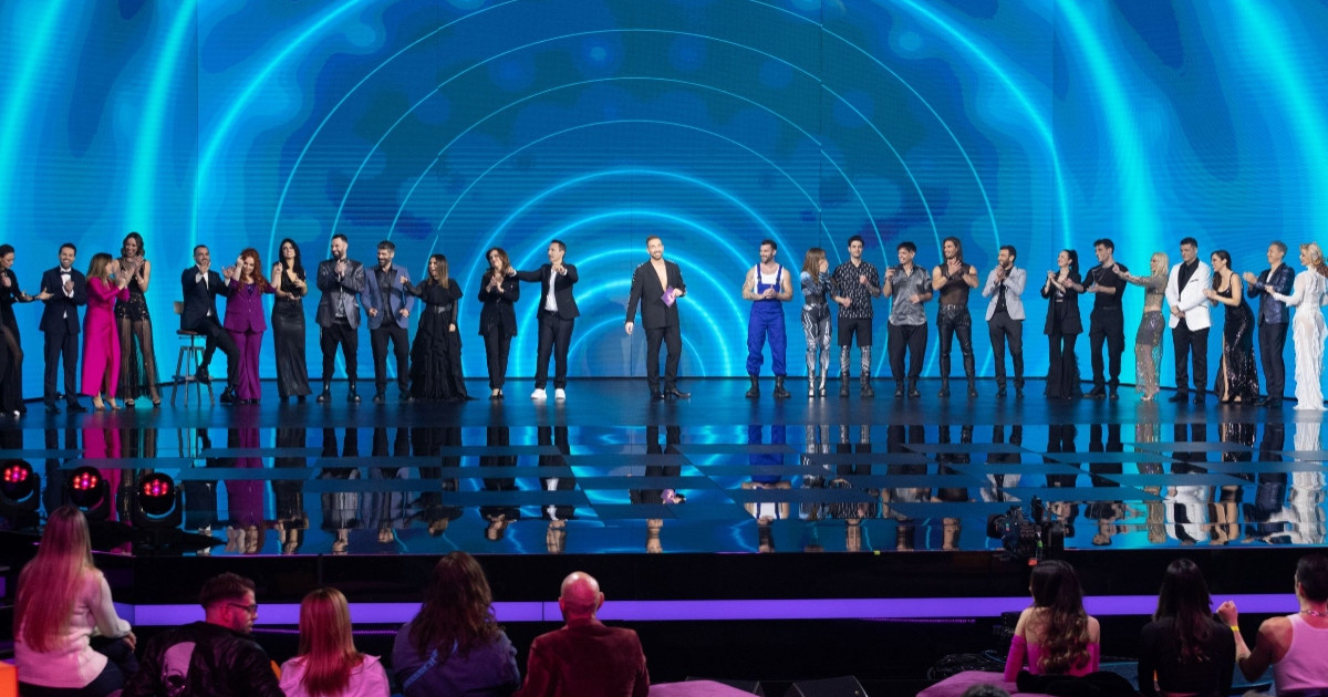 J2US: Απόψε το 3o live - Ποιο τραγούδι θα ερμηνεύσουν τα 18 ζευγάρια;