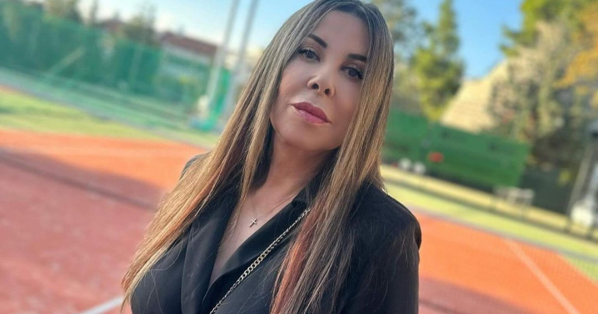 Άντζελα Δημητρίου: Αέρας ανανέωσης για την τραγουδίστρια. Έφτιαξε τις ...