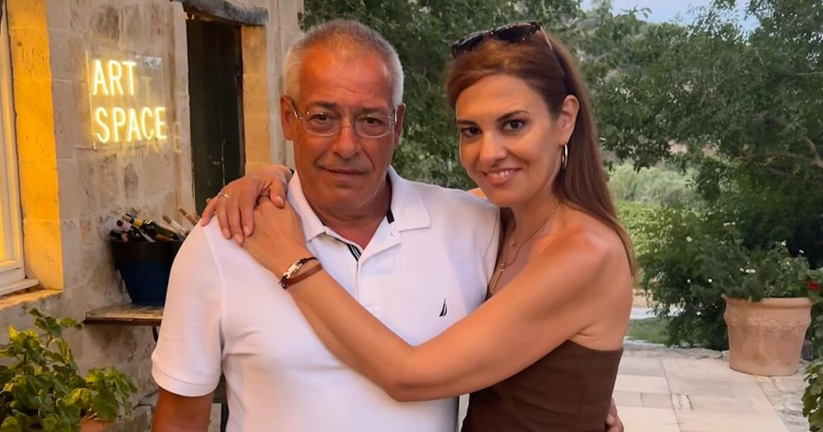 Φαίη Μαυραγάνη: Η throwback φωτογραφία με τον Νίκο Μάνεση από τις ...