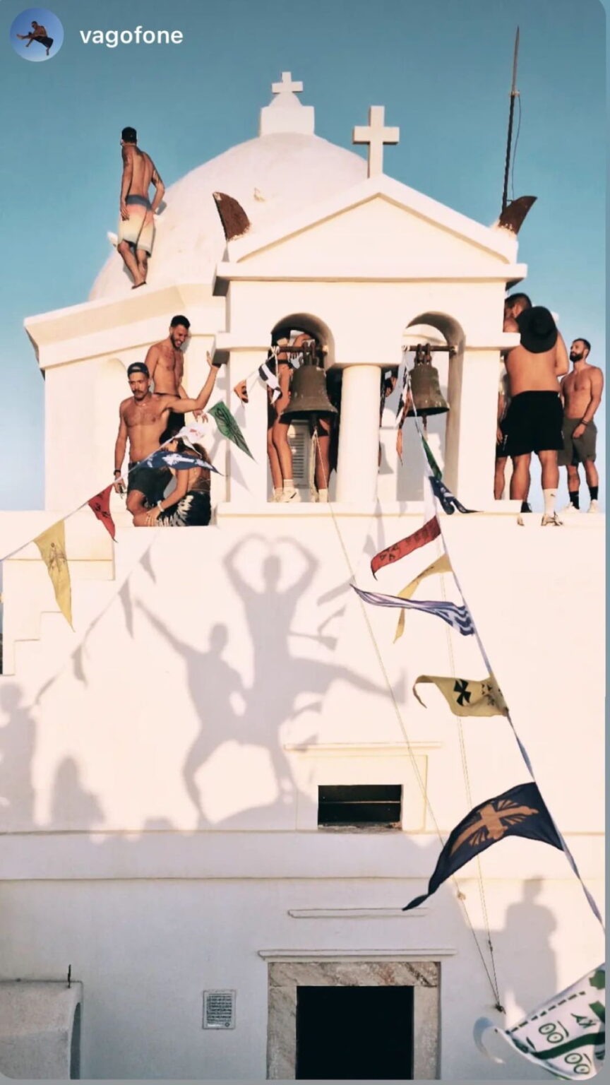 Γιάννης Κουκουράκης: Με μεγάλη παρέα στην Ανάφη