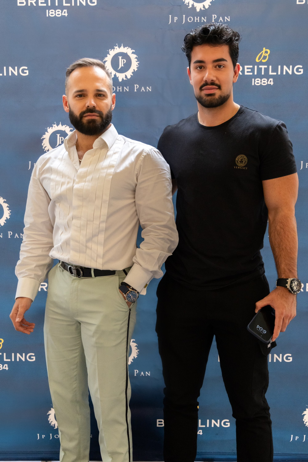 Η Breitling παρουσιάζει τον Έλληνα σχεδιαστή γυαλιών ηλίου, John Pan, με ένα μοναδικό event