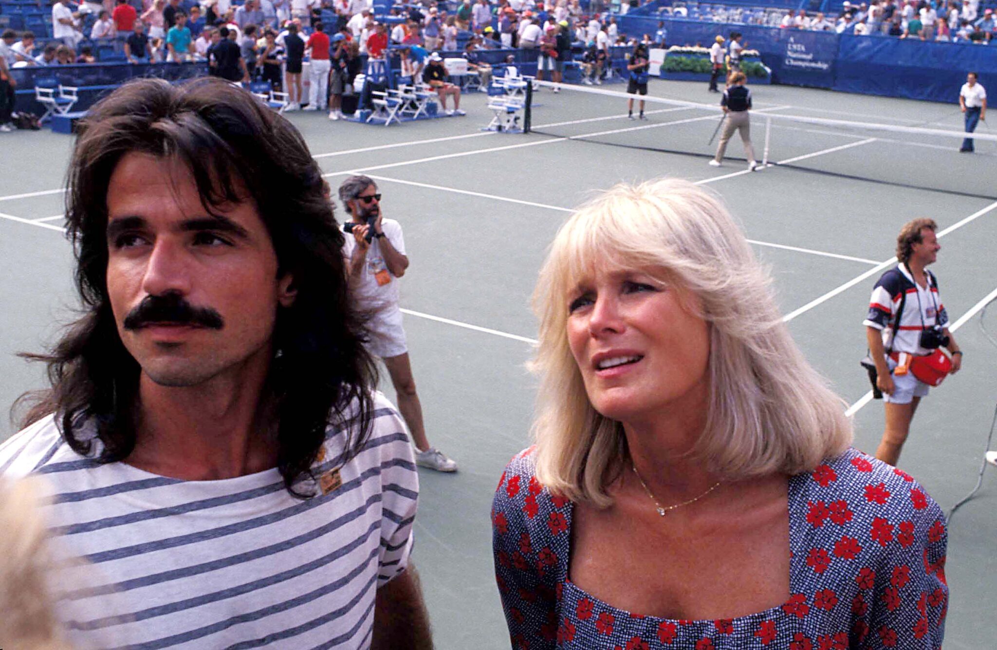 Yanni: Ο Έλληνας που έγινε διεθνής, η πρόσφατη φωτογραφία του, η ...